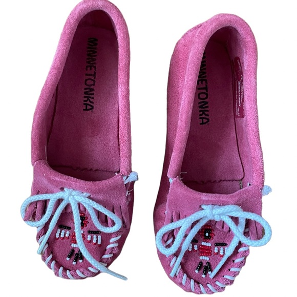 Minnetonka | Shoes | Thunderbird Moc Pink | Poshmark
